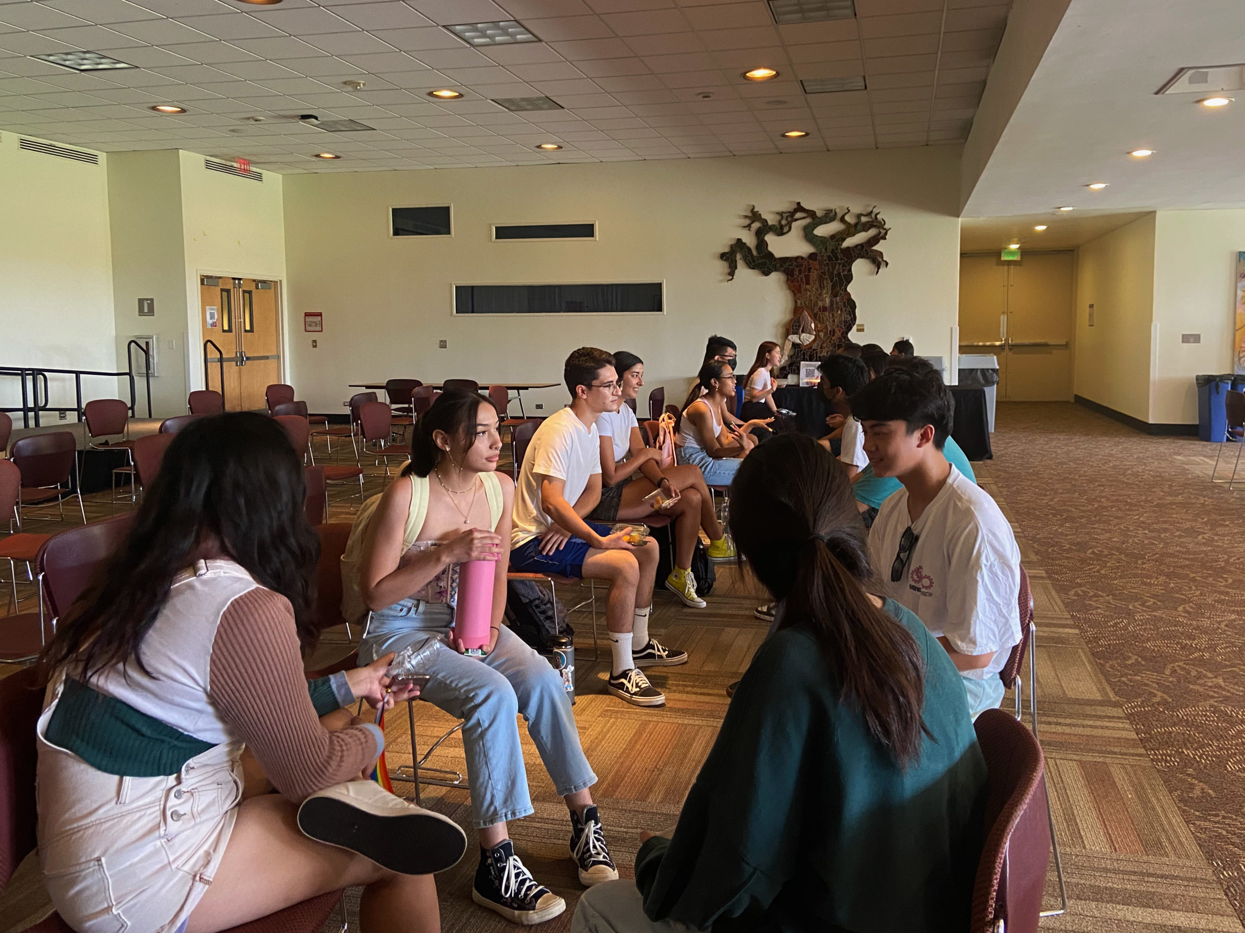 Students meet new friends at ASI 'Bestie Social' event - The Poly Post