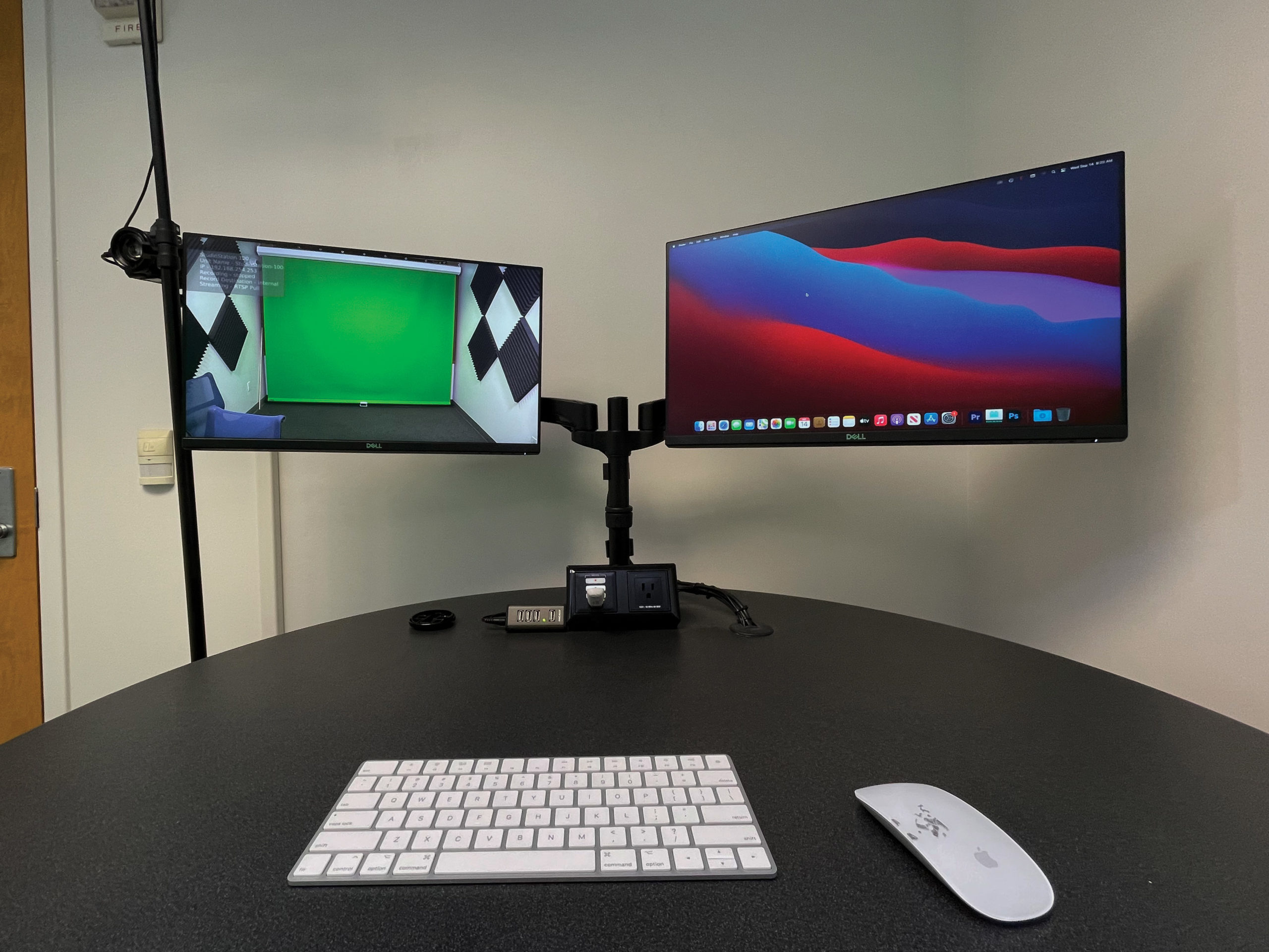 Library opens up new media studio - The Poly Post