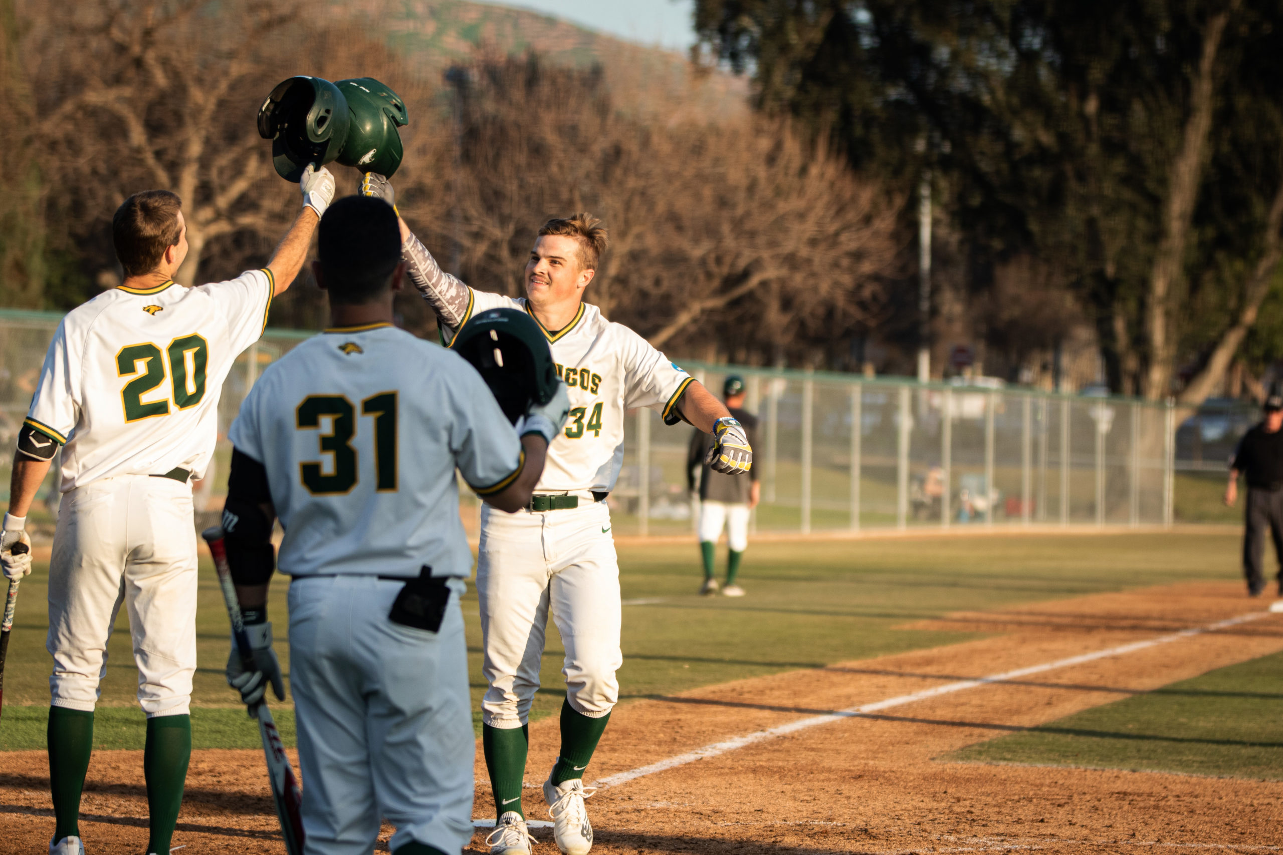 Broncos return to form in 2023 opener, run laps around UCCS in four ...